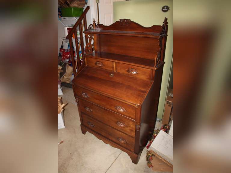 Maple Secretary Desk - Auction Ohio