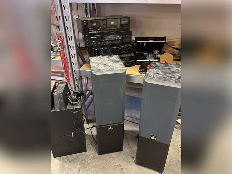 Vintage stereo equip, Duke speakers - Auction Ohio