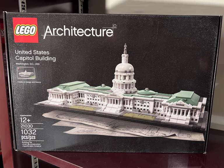 Architecture Series Legos - Auction Ohio