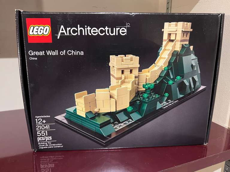 Architecture Series Legos - Auction Ohio