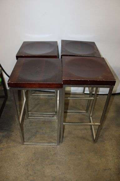Ste of Counter Stools - Auction Ohio