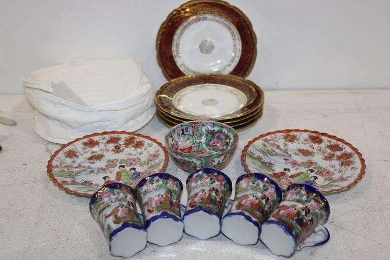 Chinese Porcelain & Austrian China - Auction Ohio