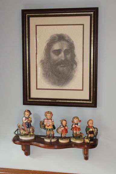 Jesus Portrati, Shelf & Figurines - Auction Ohio