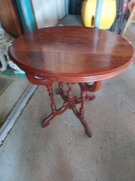 Vintage Accent Table - Auction Ohio