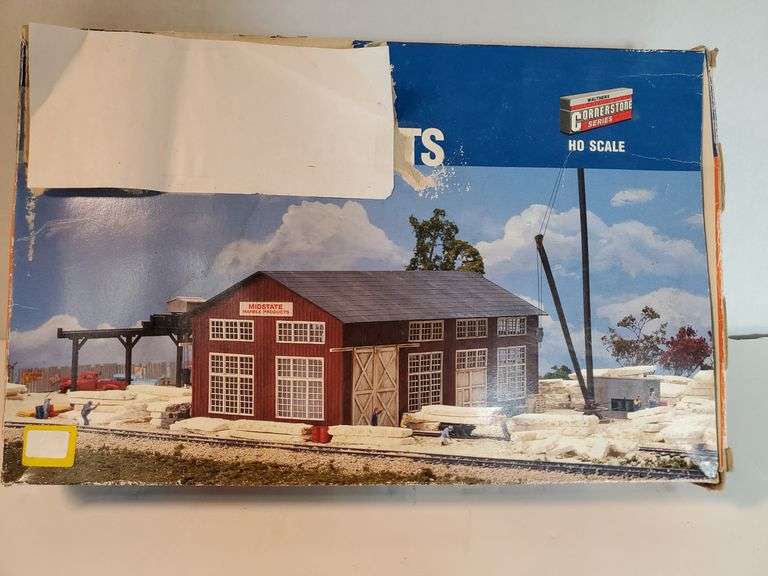 H.O. Scale Marble Factory Model - Auction Ohio