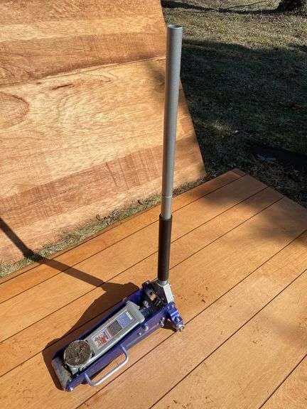 Low Profile Jack - Auction Ohio