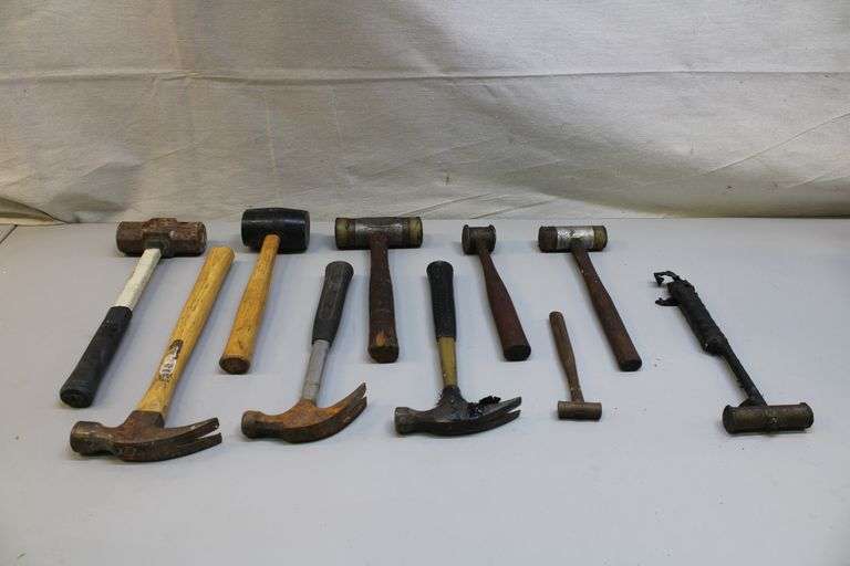 Assorted hammers - Auction Ohio