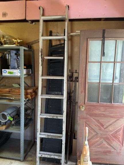 Extension Ladder - Auction Ohio