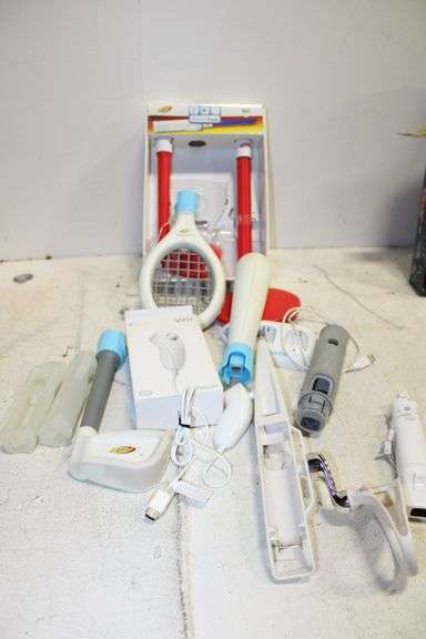 Wii Accessories - Auction Ohio