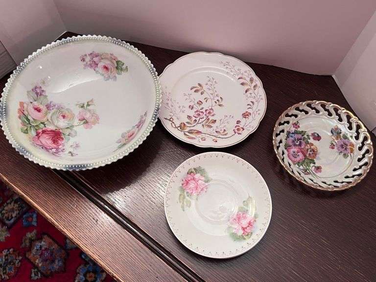 Antique Dishes Assortment - Auction Ohio