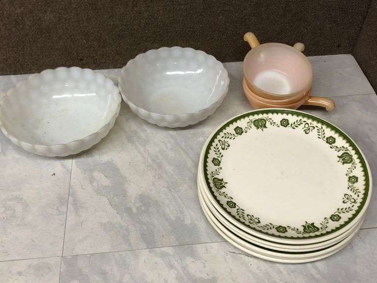 Assorted Dishes - Auction Ohio