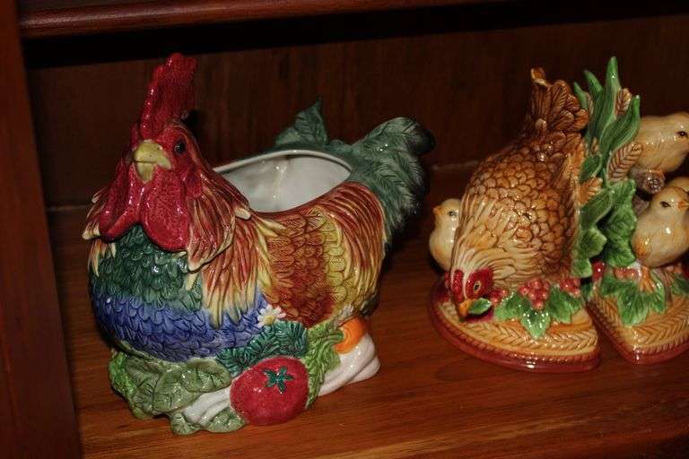 Hen & Chick Figures - Auction Ohio