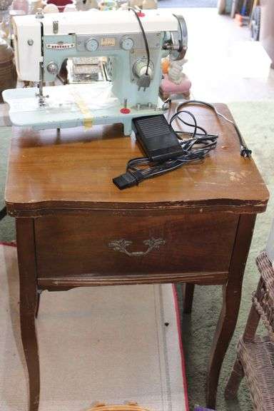 Regency Sewing Machine & Table - Auction Ohio