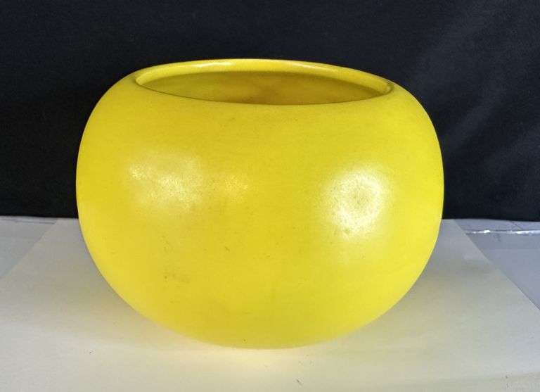 MCM Haeger Mr Potts Pottery Orb Planter - Auction Ohio