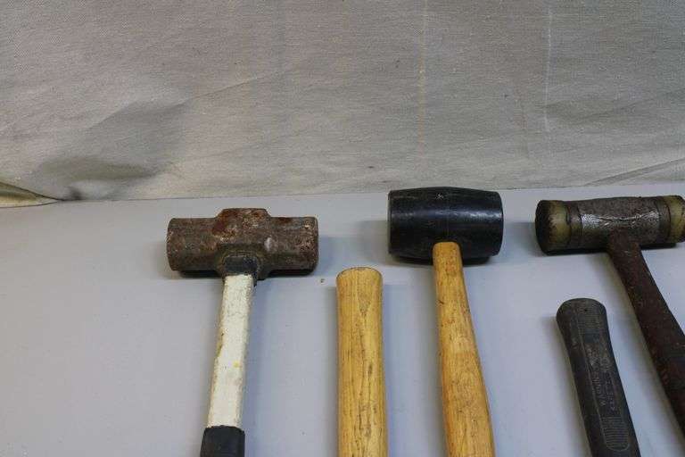 Assorted hammers - Auction Ohio