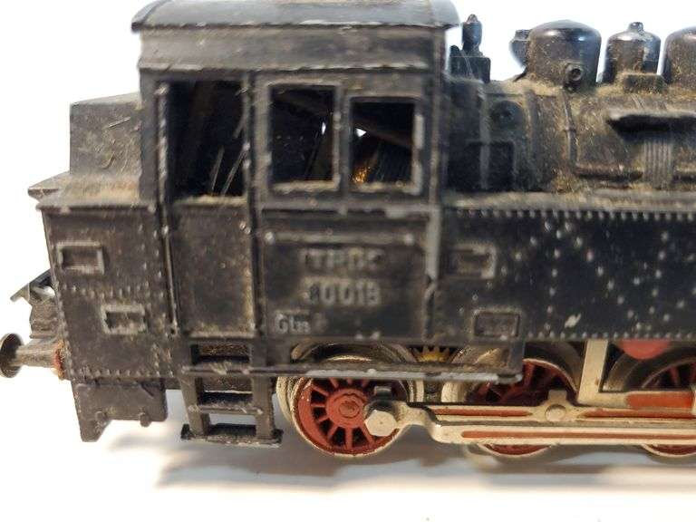 H.O. Scale Train Locomotive Trix 80018 - Auction Ohio