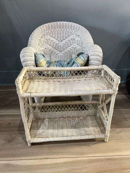 small wicker rocker and wicker shelf - Auction Ohio