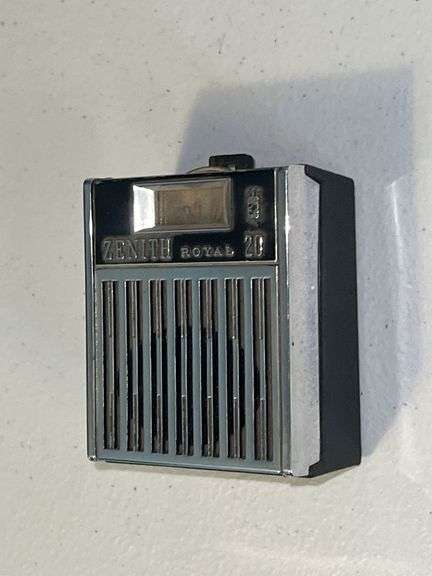 Zenith Royal 20 Transistor Radio - Auction Ohio