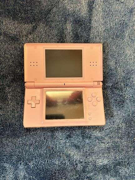 Pink Nintendo DS lite - Auction Ohio