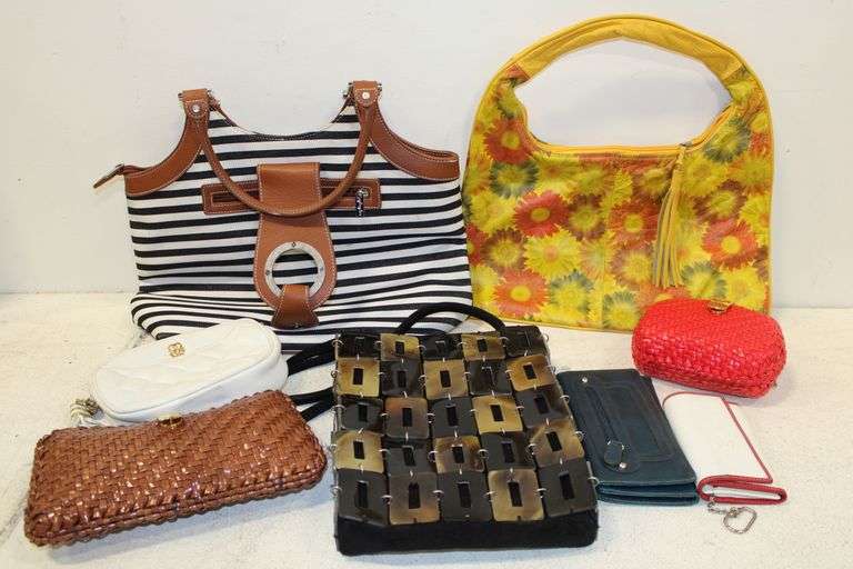 Designer Purse Collection - Auction Ohio