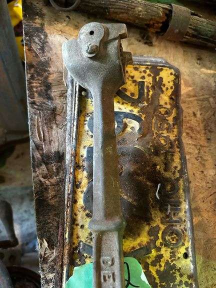 Antique License Plates and Tool. - Auction Ohio