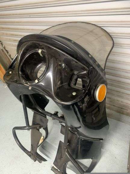 Avon Model 70 Fairing - Auction Ohio