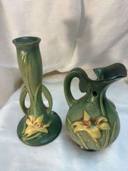 Roseville pottery -bud vase, pitcher - Auction Ohio