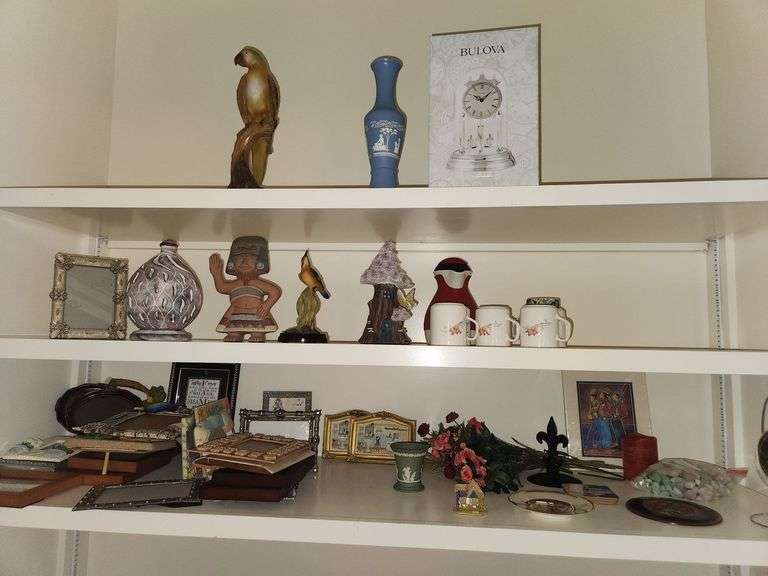 Home Decor Assortment - Auction Ohio