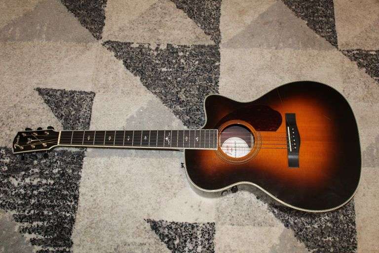 Fender Paramount Western Six String Guitar - Auction Ohio