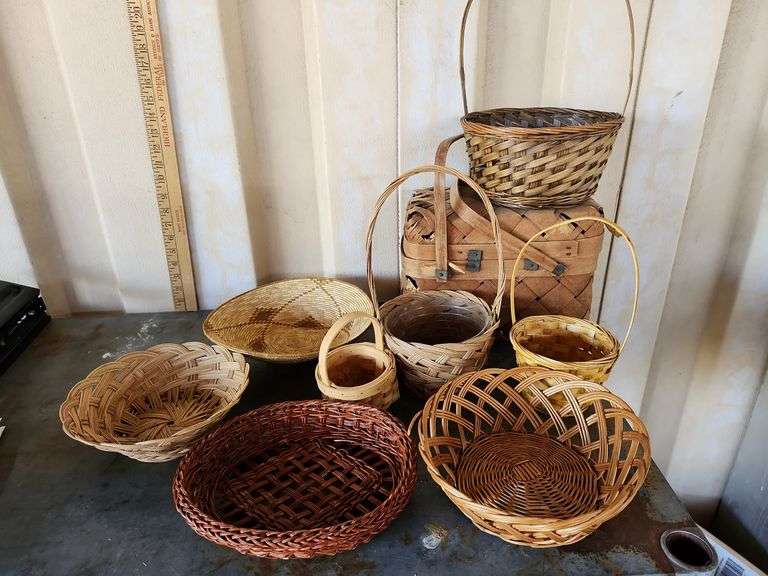 Assorted Baskets - Auction Ohio