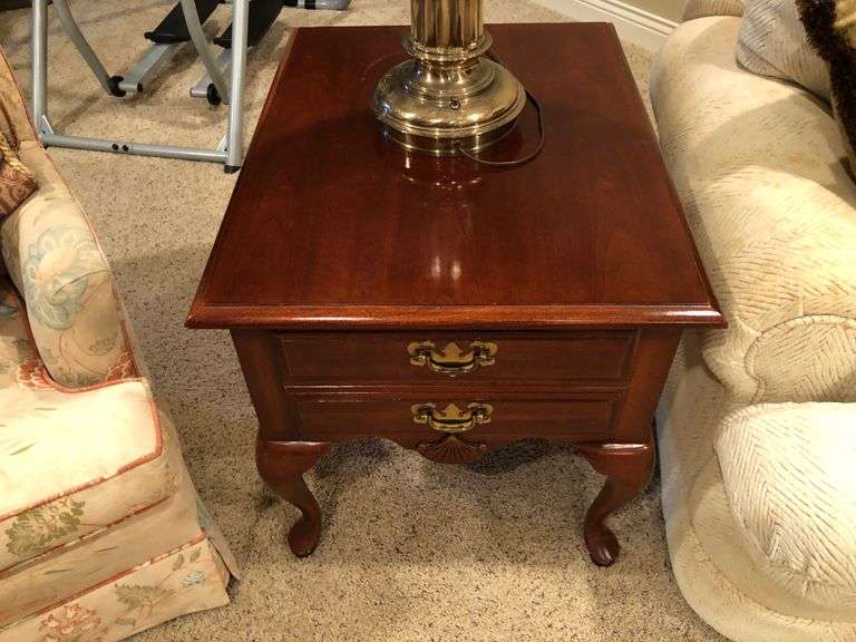 American Drew Table w/ Drawer - Auction Ohio