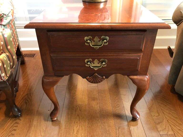 American Drew Table w/ Drawer - Auction Ohio