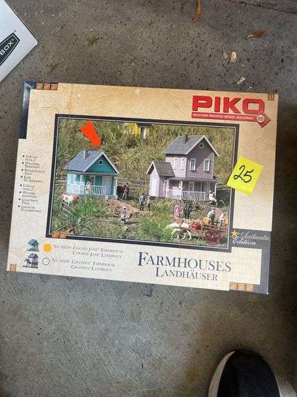 Piko Model Buildings - Auction Ohio