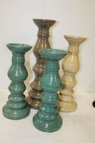 Pillar Candlesticks - Auction Ohio