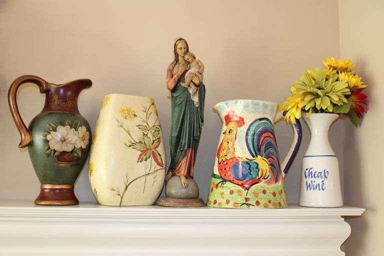 Mary and Jesus Figure, Pitchers & Vases - Auction Ohio