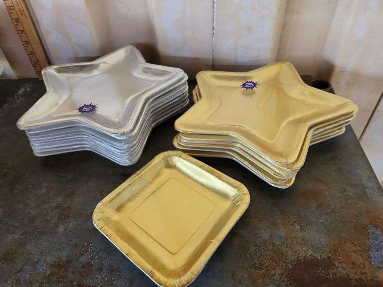 Assorted Paper Star Plates - Auction Ohio