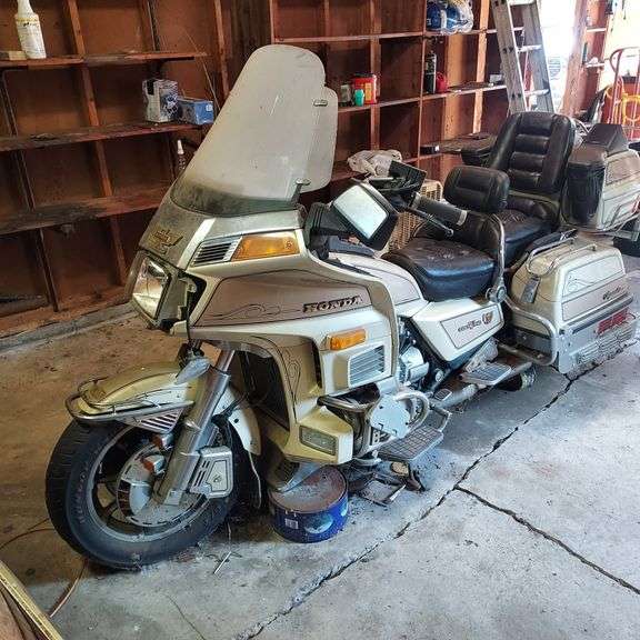 1986 Honda Goldwing Aspencade SEI - Auction Ohio