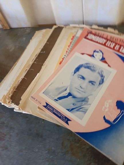 Assorted Vtg. Sheet Music - Auction Ohio