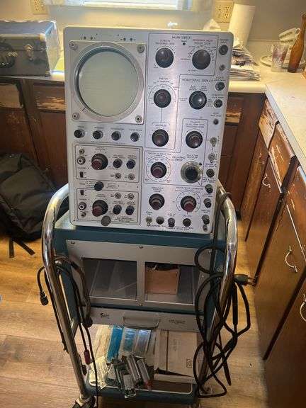 Oscilloscope & Cart - Auction Ohio