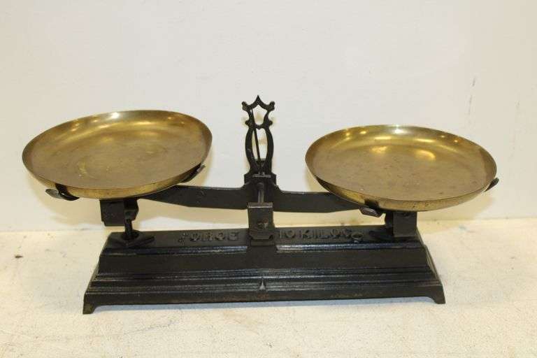 Antique Force Balance Scale - Auction Ohio