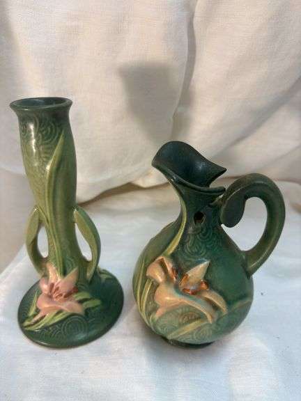 Roseville pottery -bud vase, pitcher - Auction Ohio