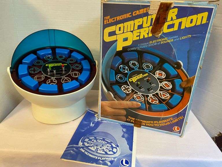 1979 Leisure Dynamics Lakeside Games Computer Perfection - Auction Ohio