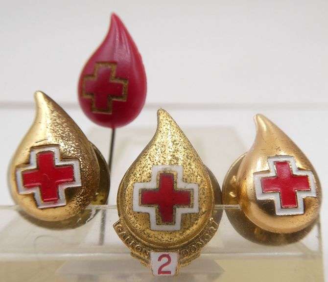 Vintage Red Cross Donor Pins - Auction Ohio