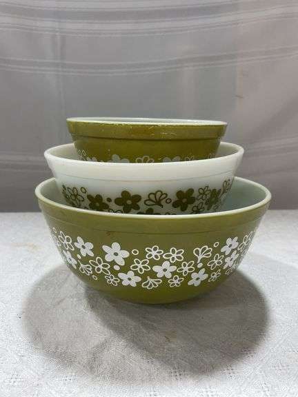 Pyrex Spring Blossom Crazy Daisy Nesting Bowls - Auction Ohio