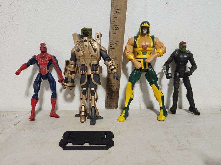 Action Figures - Auction Ohio