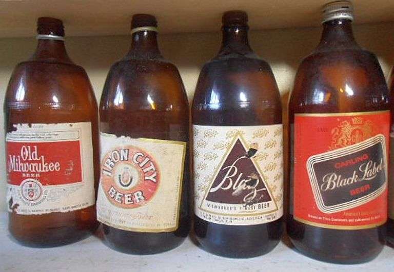 Vintage Quart Beer Bottles - Auction Ohio