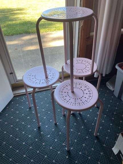 Stackable seats - Auction Ohio