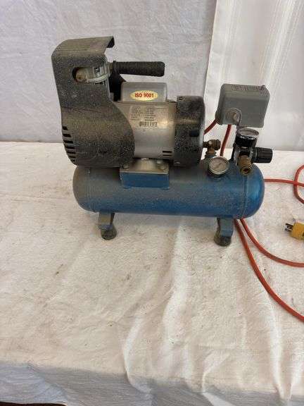 ISO 9001 Air Compressor - Auction Ohio