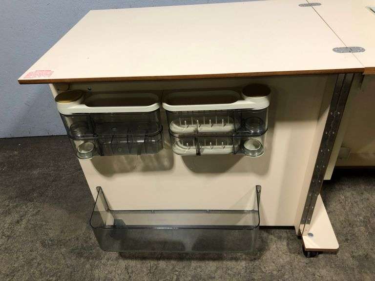 Fold Up Sewing Craft Table - Auction Ohio