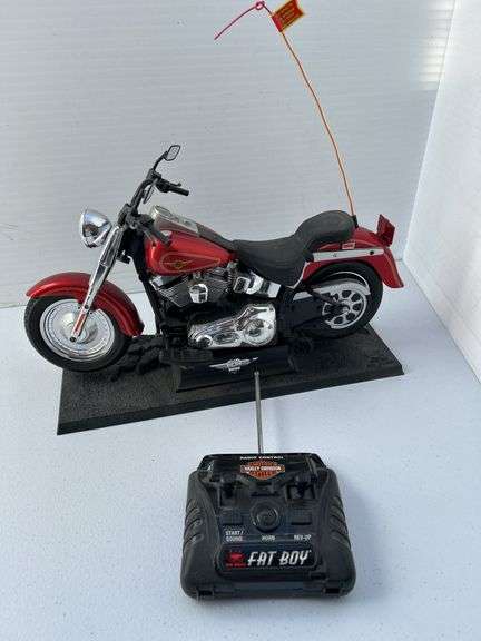 Harley Davidson R/C Motorcycle - Auction Ohio